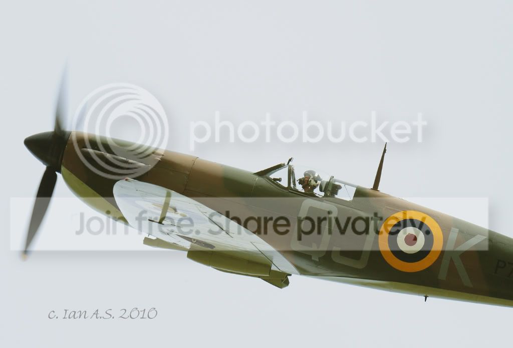 APD and 11 Squadron Families Day Cgsby - UK Airshow Review Forums